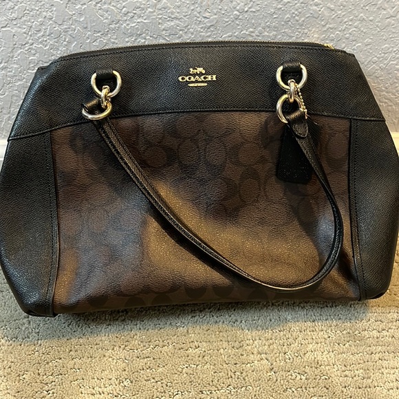 Coach | Bags | Coach Bag Cross Body And Over Shoulder Straps Two Zipper ...